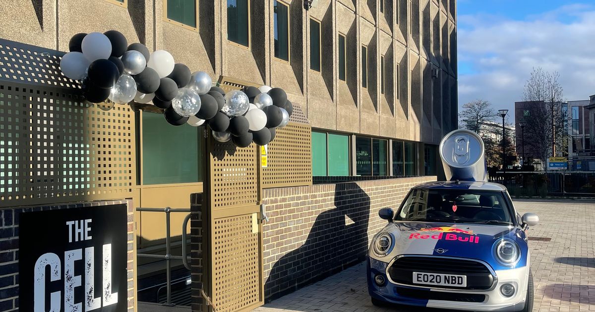 Sunderland The Cell / Keel Square - Wings for Life World Run